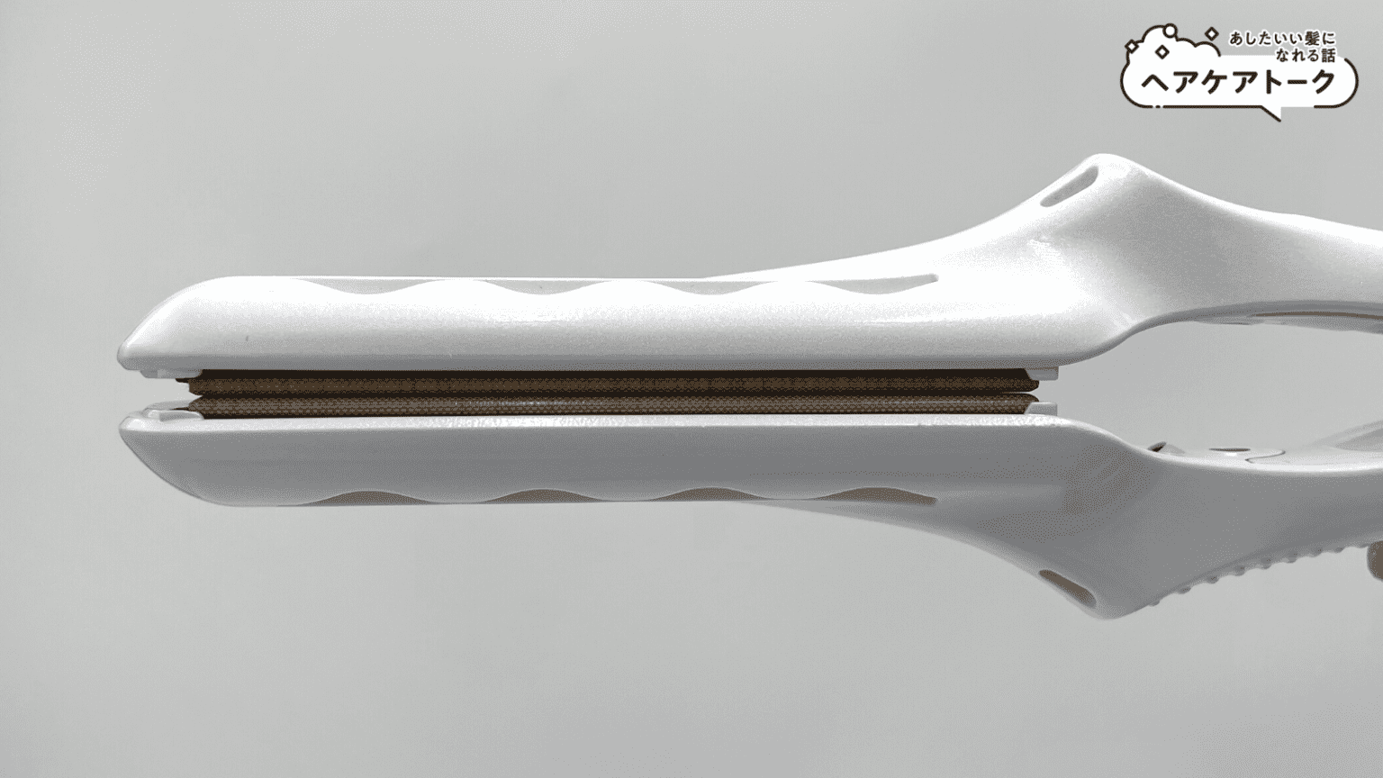 【徹底比較】絹女とヘアビューロン4Dplus＆7Dplusストレートアイロンどれがおすすめか解説【美容師監修】 | ヘアサロンヘアケアトーク